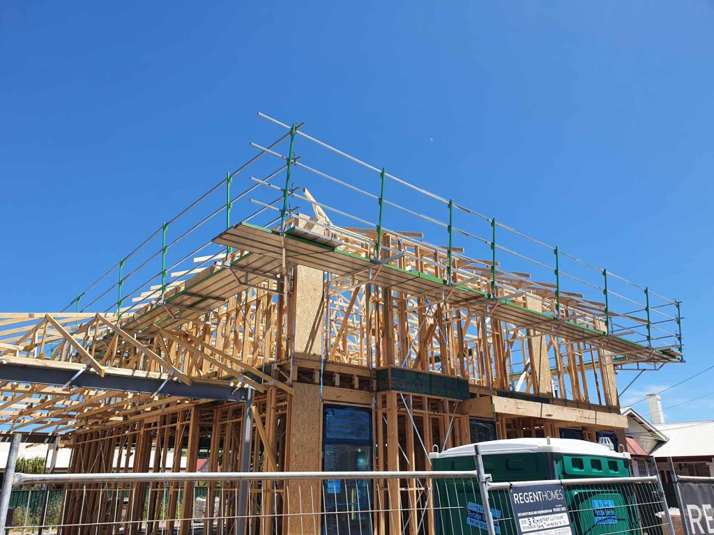 Hang On Platforms - Elite Scaffold Hire